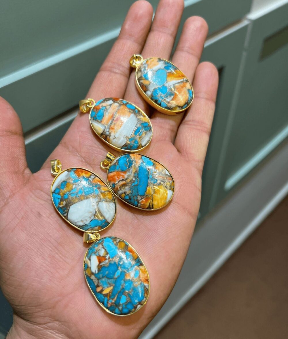 Real vs Fake Gemstones: Spot the Difference Like a Pro